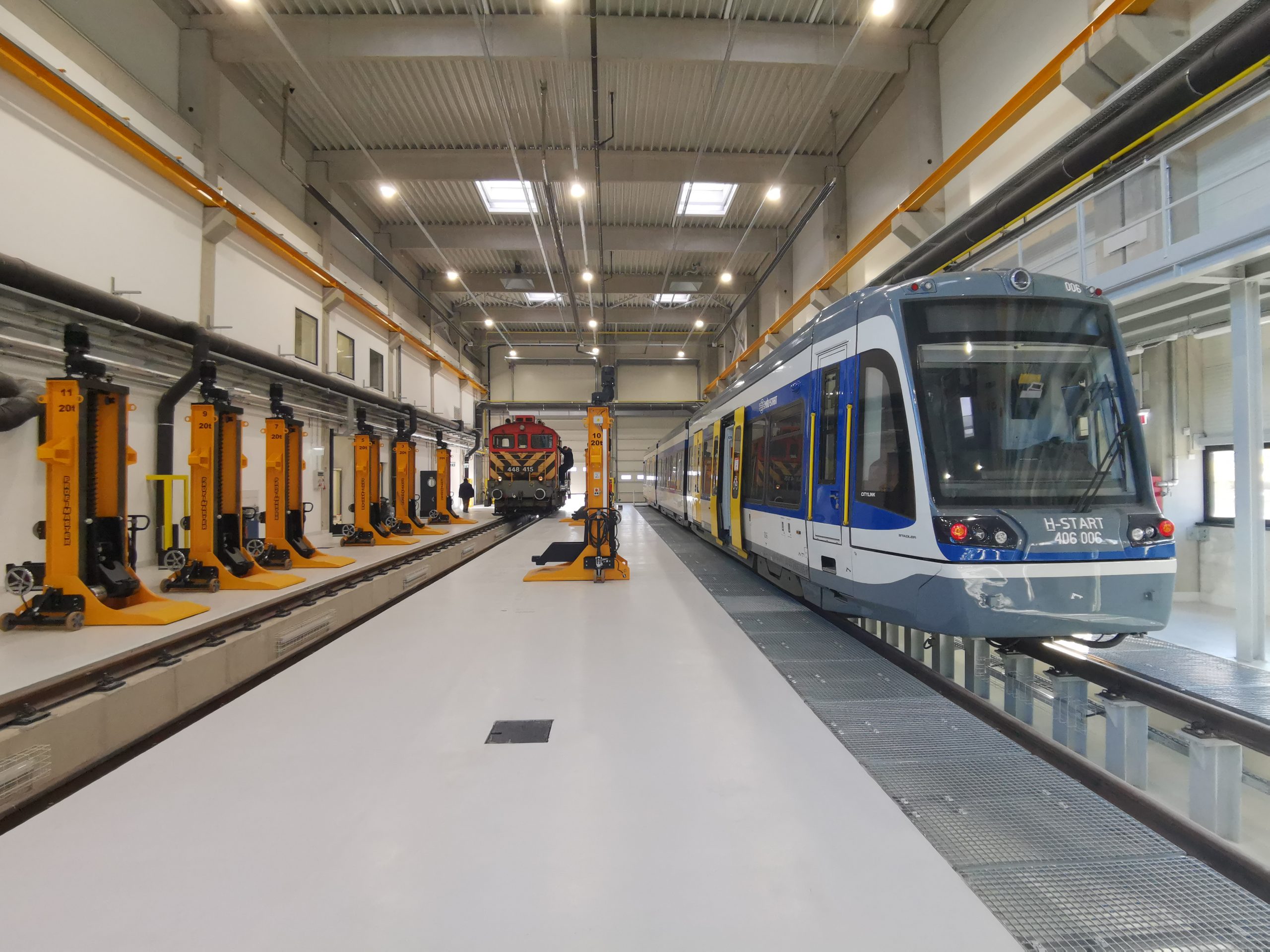 Tram-train - Homlok Zrt